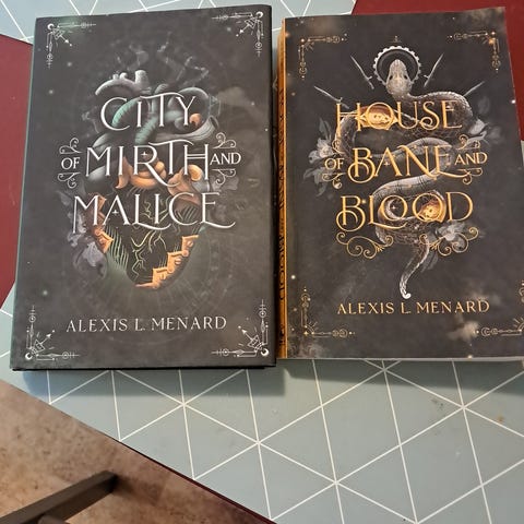 Raymond E. Feist Fantasiakirjasarja neljä osaa | Tori