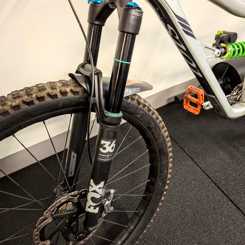 Marzocchi Bomber Z1 Grip 170 29/27,5+ Maastopyörän joustokeula | Tori