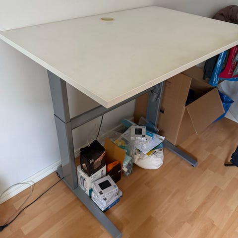 Compact PC / Study Desk with Pull-out Keyboard Tray + FREE Chair! | Tori