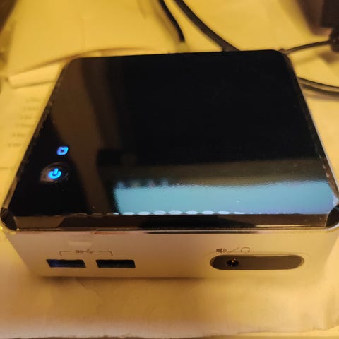 Intel NUC Mini PC 2.3GHz i3-6100U 4GB RAM | Tori