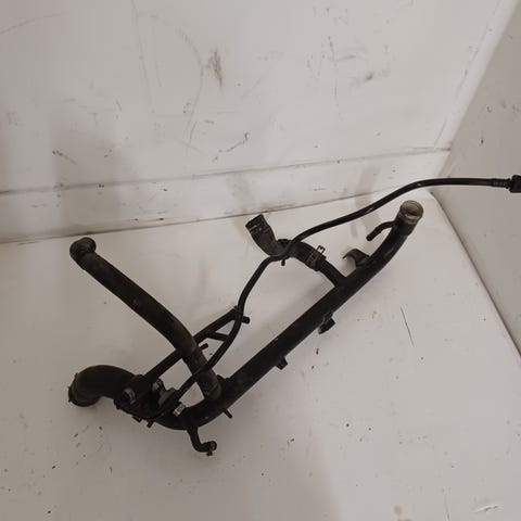 Audi A4 1.8T Uusi Termostaattikotelo | Tori