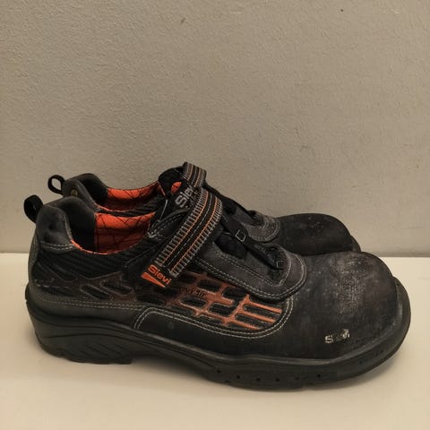 Käyttämättömät työkengät | Tori