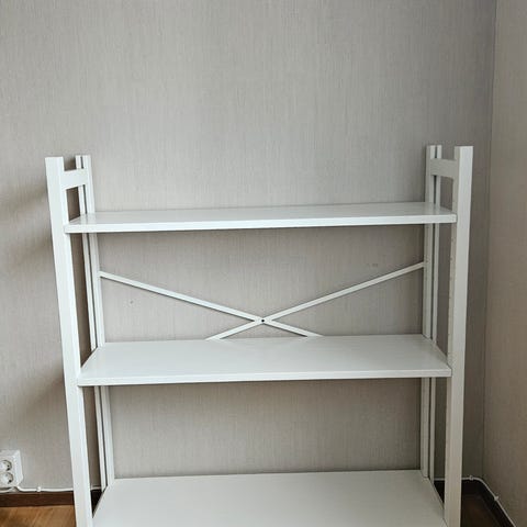 Lundia hyllyn osat | Tori