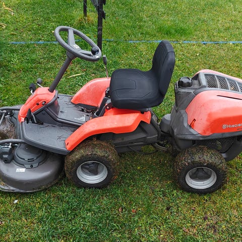 Husqvarna LC 140P | Tori