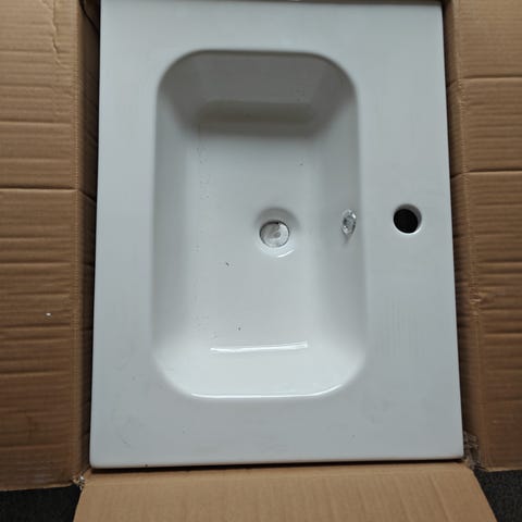 Iso Pesuallas (shape 600?) oras bideehanalla | Tori