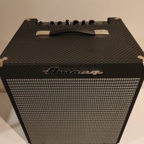 PEAVEY MINIMAX 500 nuppi | Tori