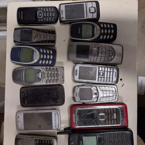 Vanha nokia puhelin | Tori
