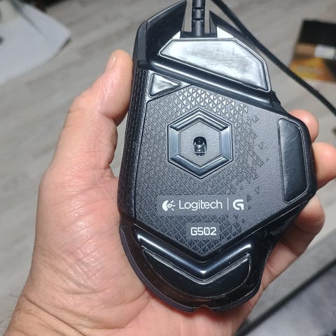 Logitech G502 hiiri | Tori