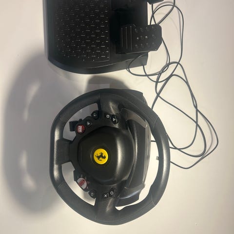 Thrustmaster Ferrari Racing Wheel GT ohjauspyörä ja polkimet | Tori