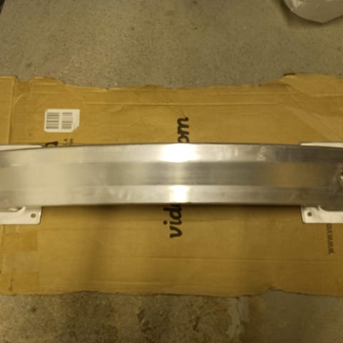 Tesla Model 3 jarrupalat | Tori