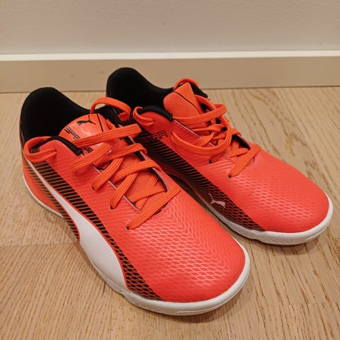 Puma sisäpelikengät koko 32 | Tori