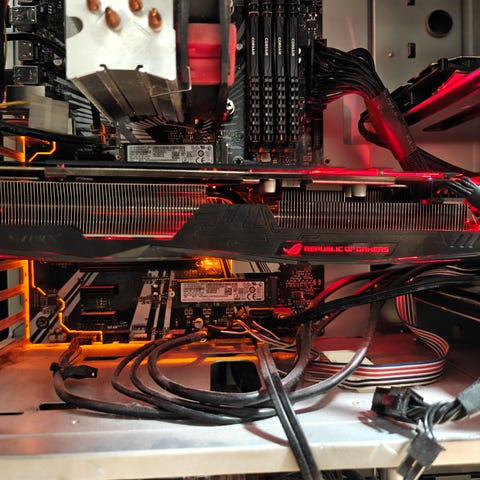 Asus ROG Strix RTX2070 8GB | Tori