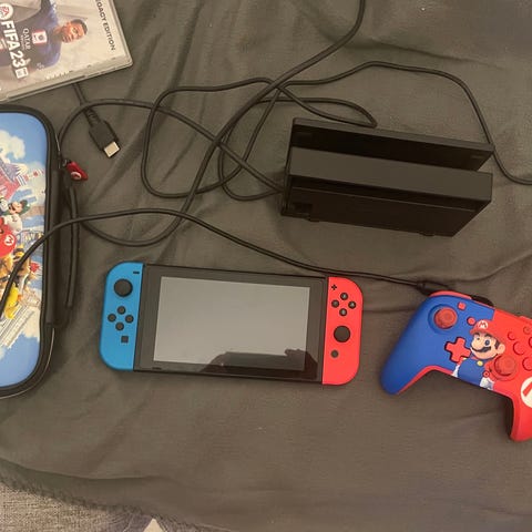 Nintendo Switch Legend of Zelda -erikoisversio pelikonsoli ja ...