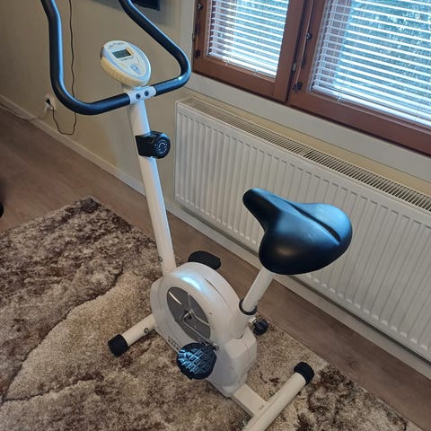 TR102 Fitness kuntopyörä musta | Tori