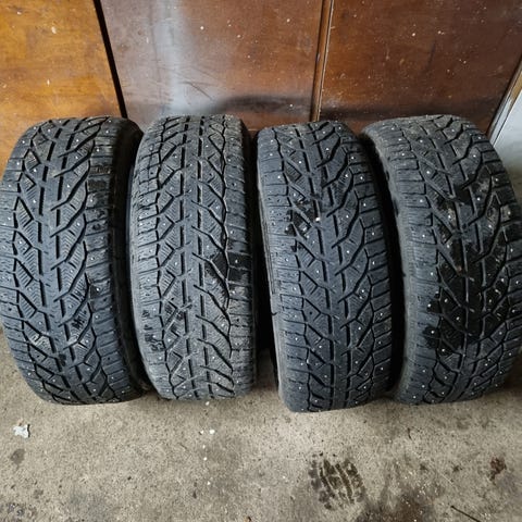 Uusi 225/50R17 nasta | Tori