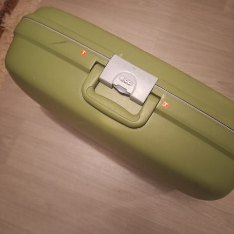 Kerran käytetty Roncato matkalaukku | Tori