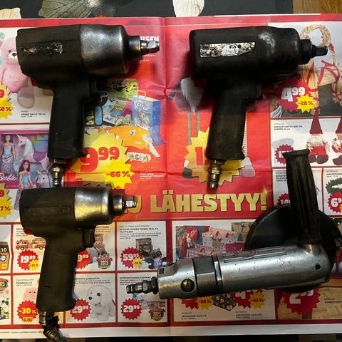 AmPro 1/4" Mini Die Grinder plus pulttipyssy plus lisäosat | Tori