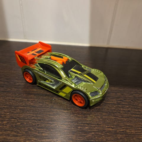 Hot Wheels Bugatti Bolide | Tori