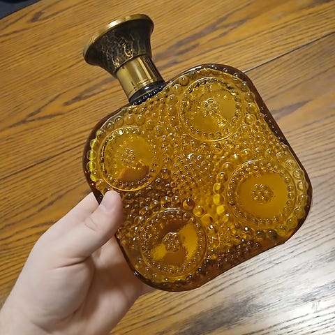 Nanny still grapponia pullo | Tori