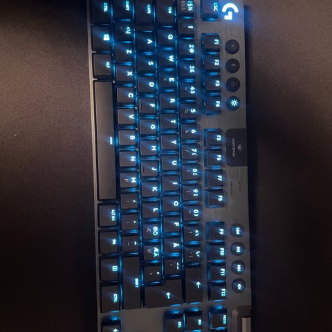 Logitech G915 TKL pelinäppäimistö | Tori