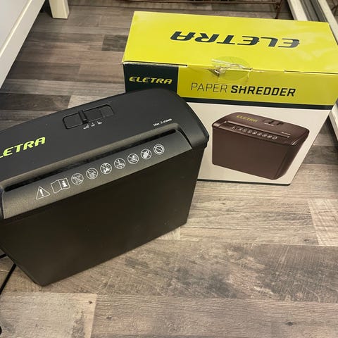 Paperisilppuri säiliöllä | Tori