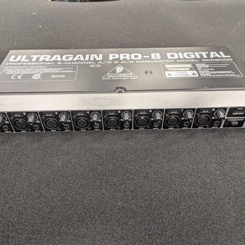 Behringer MicroAMP HA400 kuulokevahvistin musta | Tori