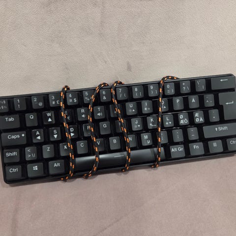 Apache 2 pelinäppäimistö | Tori