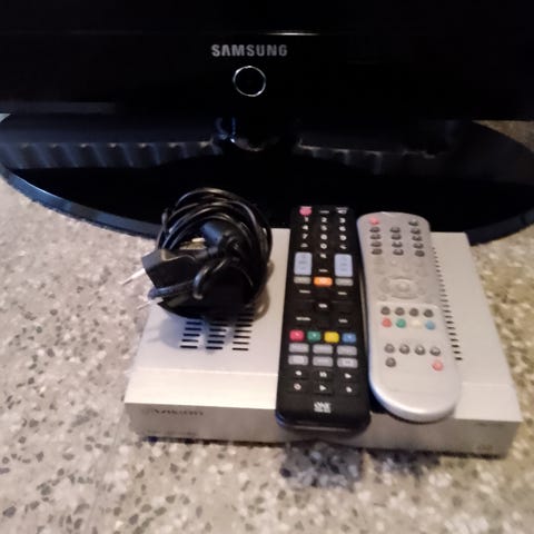 Epson LCD projektori model EMP-TW20 | Tori