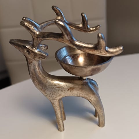 Pentikin hopeoitu pikku poro | Tori