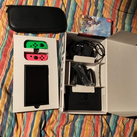 Nintendo Switch Fortnite Special Edition | Tori