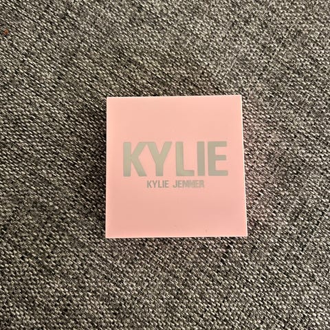 Kylie Cosmetics Sweet Éclair body mist 236 ml | Tori