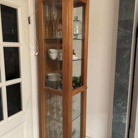 Ikea baggebo lasivitriini | Tori