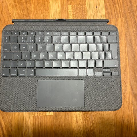 Combo touch iPad pro 11” | Tori