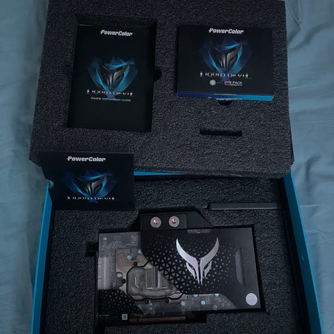 PowerColor Red Devil RX5700XT | Tori