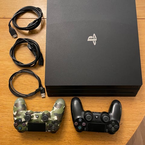 Ps4 Pro | Tori