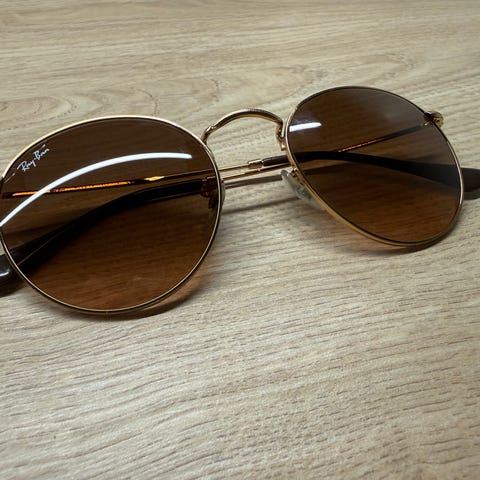 Ray-Ban RB 2180 aurinkolasit | Tori