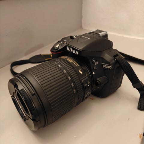 Nikon digitaalinen järjestelmäkamera | Tori