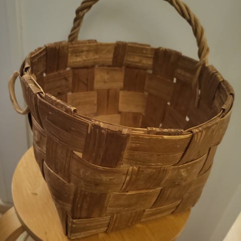 Myydään siisti pärekori | Tori