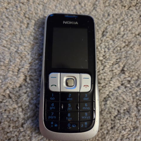 Nokia 7230 Flat 2x puhelin toimivia | Tori