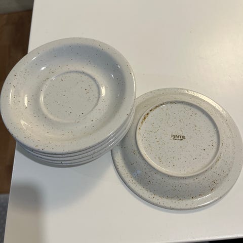 Ostetaan Pentikin Riekko-lautasia | Tori