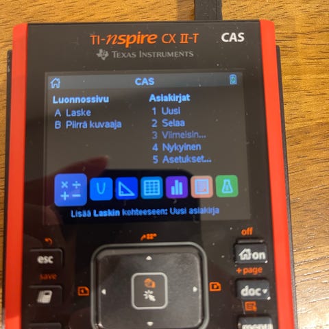 Texas Instruments TI-Nspire CX CAS laskin | Tori