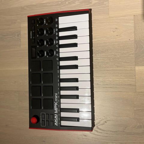 Akai MPK Mini MIDI MK3 | Tori