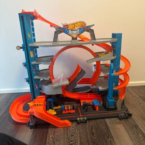 Hot Wheels Ultimate Garage | Tori