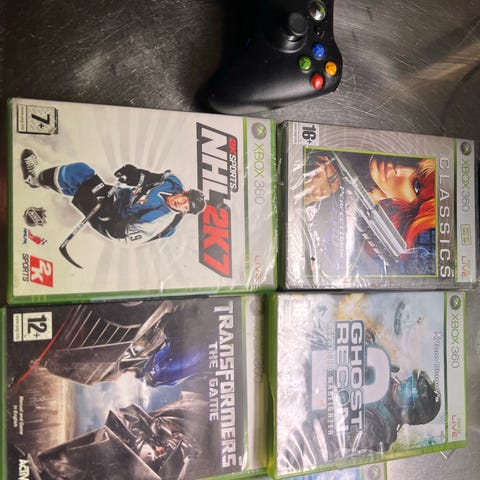 Xbox 360 ja pelisetti kahdella ohjaimella | Tori