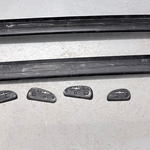 Tesla Model 3/Y kattotelineet | Tori