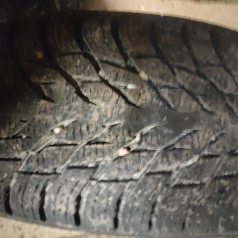 Hankook Winter RW06 | Tori