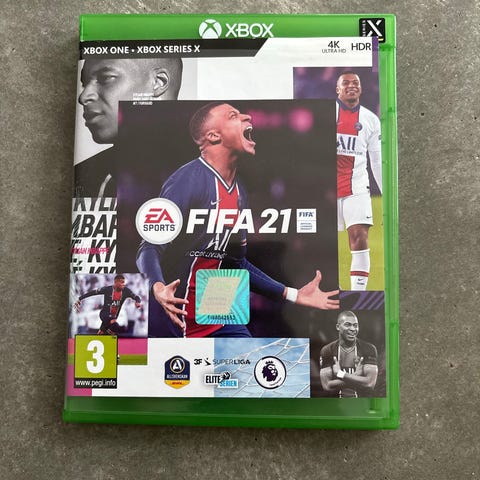 FIFA 22 Xbox One -peli | Tori