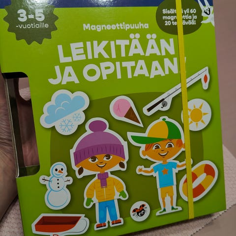 Oppi&ilo Leikitään kirjaimilla! Magneettipuuhakirja | Tori