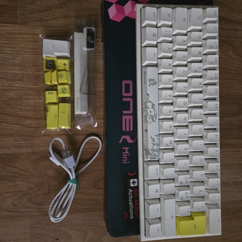 Ducky One 2 mini -näppäimistö | Tori