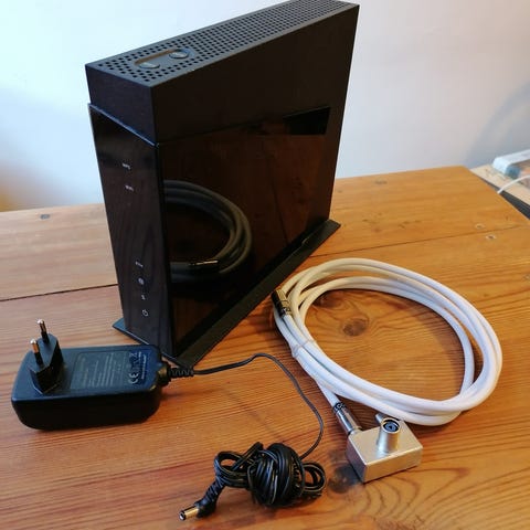 Sagemcom FaST 3686 V2 WiFi -kaapelimodeemi | Tori